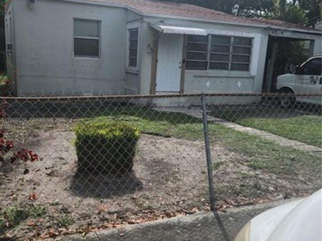 Miami, FL 33142