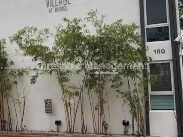 Miami FL 33130 89722316