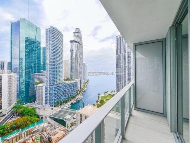 Miami FL 33131 104900393