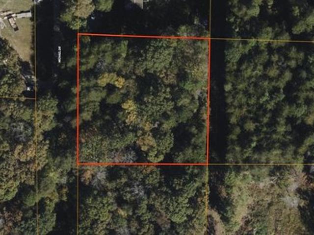 Michael Dr, Haw River, NC 27258