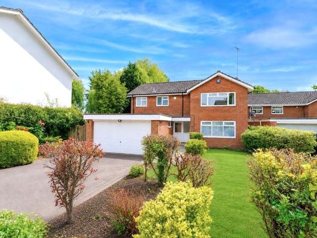 Michael Drive, Edgbaston B15, 4 bed detached house to rent, £2,200 pcm | PrimeLocation