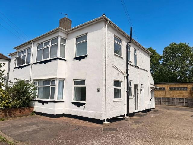 Michael Gardens, Hornchurch RM11, 2 bed maisonette to rent, £1,650 pcm | PrimeLocation