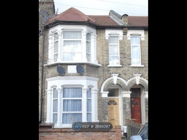 Michael Road, London E11, 2 bed flat to rent, £1,850 pcm | PrimeLocation
