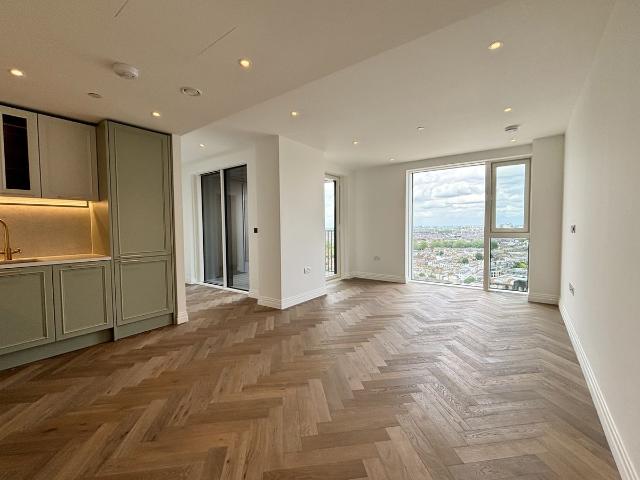 Michael Road, London SW6, 1 bed flat to rent, £3,200 pcm | PrimeLocation