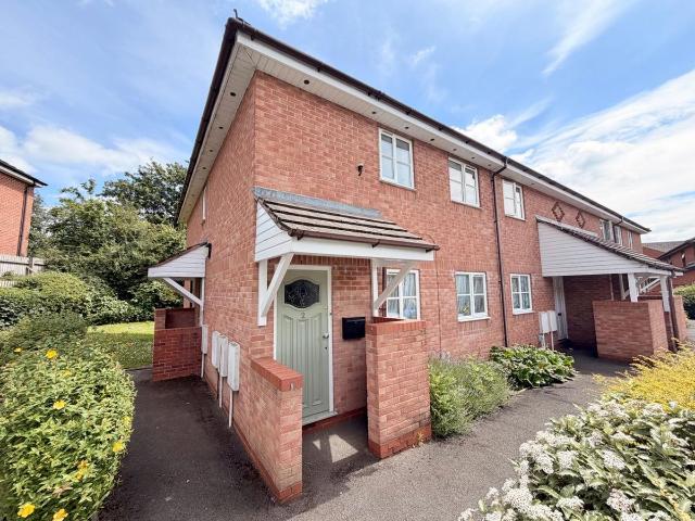 Michelle Close, Billesley, Birmingham B13, 2 bed maisonette to rent, £950 pcm | PrimeLocation