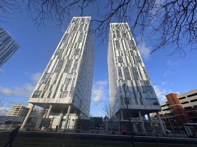 Michigan Avenue, Salford M50 3 bed flat to rent £1,550 pcm £358 pw