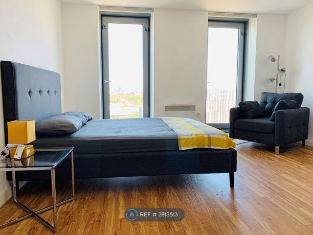 Michigan Point Tower A, Salford M50, Studio to rent, £900 pcm | PrimeLocation