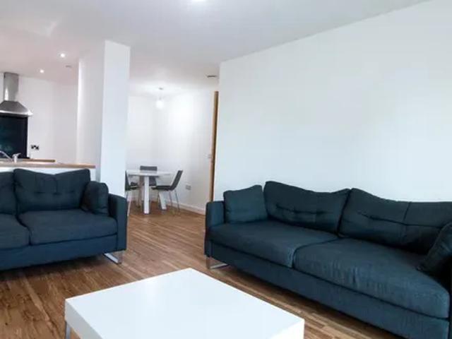 Michigan Point Tower A, 9 Michigan Avenue, Salford, M50 2GY, United Kingdom | 3 bed apartment for rent #130158497 | Rentberry
