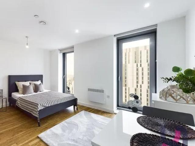 Michigan Point Tower B, 11 Michigan Avenue, Salford, M50 2GY, United Kingdom | Studio apartment for rent #150650529 | Rentberry