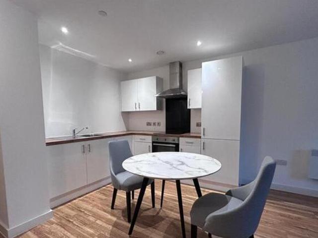 Michigan Point, Media City, 1 Bedroom Flat