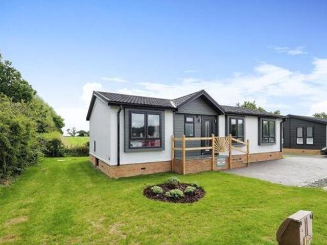 Mickley Lane, Stretton, 2 Bedroom Detached