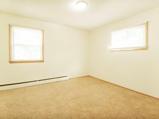 MidTown Apartments 1 Bedroom Apartment for Rent at 2500 7th Ave E, Maplewood, MN 55109 Maplewood Oakdale