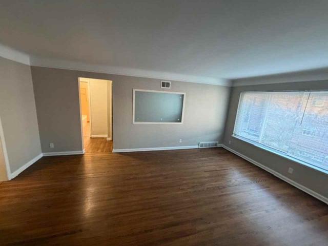 Midtown Court Apartments 1 Bedroom Apartment for Rent at 508 S 35th Ave, Omaha, NE 68105