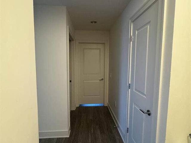 Midtown Luxury Apartment