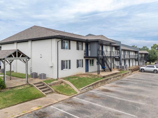 Midtown Park Apartments 1 Bedroom Apartment for Rent at 7625 E 21st St, Tulsa, OK 74129