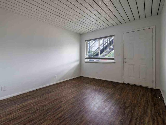 Midtown Park Apartments 3 Bedroom Apartment for Rent at 7625 E 21st St, Tulsa, OK 74129