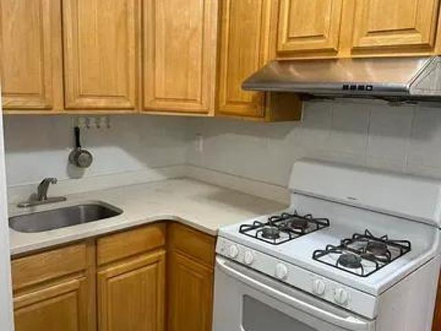 Midtown Spacious Furnished & Clean Ready Apartment