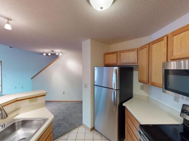 Midtown Terrace 2 Bedroom Apartment for Rent at 8002 Starr Grass Dr, Madison, WI 53719