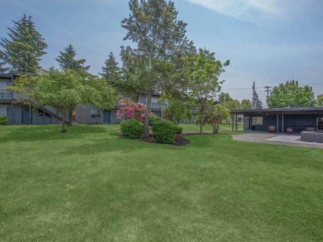 Midtown 15 2 Bedroom Apartment for Rent at 1801 S 15th St, Tacoma, WA 98405 Central