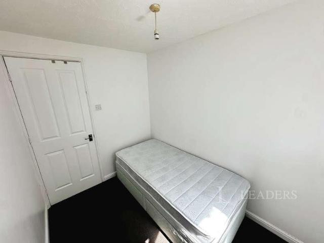 Midvale Avenue, Sheffield, S6