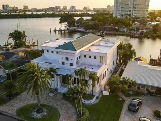 Midway Is, Clearwater, Home For Sale