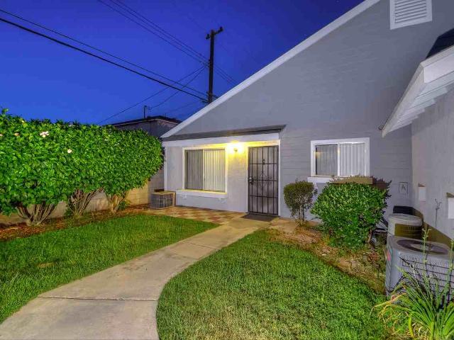 MIDWAY MEADOWS 1 Bedroom Apartment for Rent at 14852 Park Ln, Westminster, CA 92655 Westminster