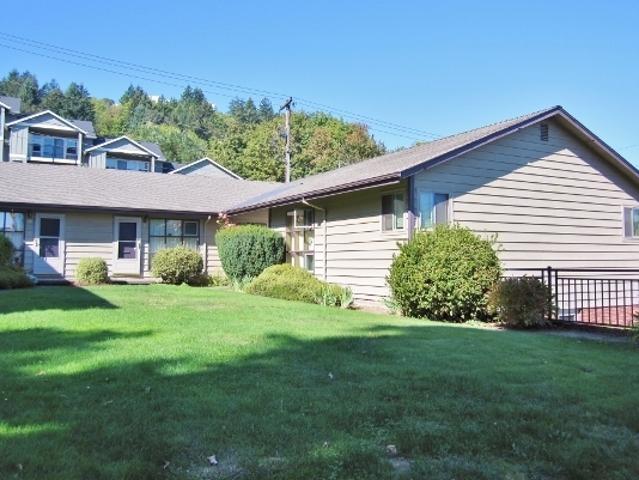Mid Century Nicely Renovated 1 Bdr + Pet friendly!