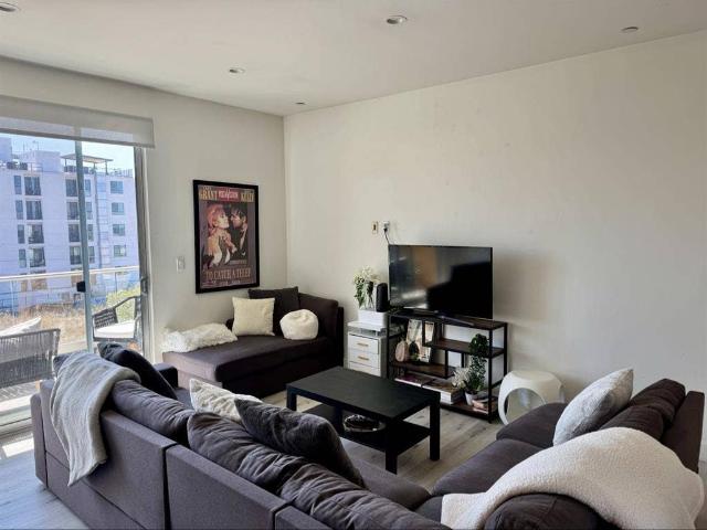 MID CITY AUGUST MOVE IN
