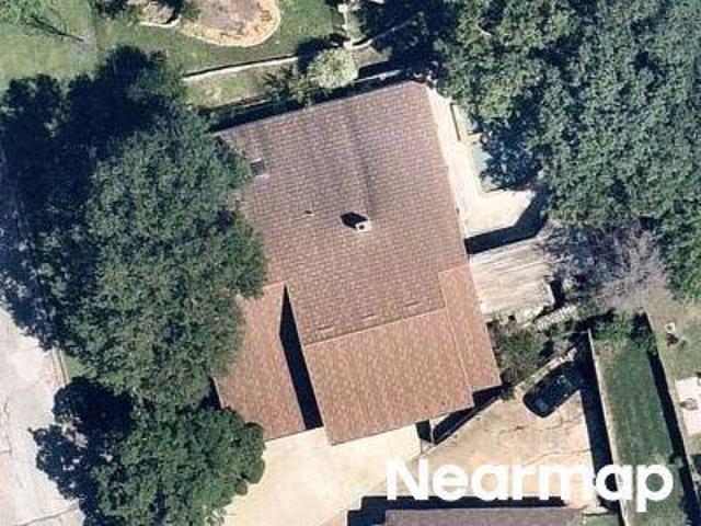 Mid Pines Ct