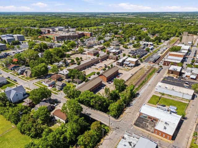 Mid Town Apartments 1 Bedroom Apartment for Rent at 111 Commercial St, Warrensburg, MO 64093