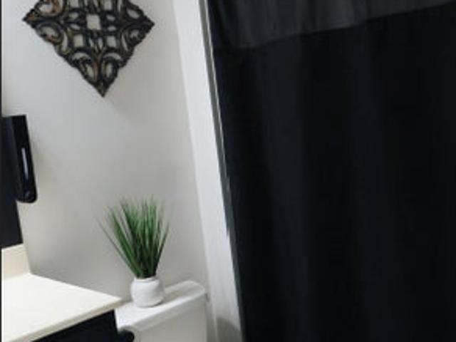 Mid term Rooms for Rent