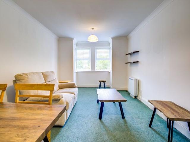 Middleton Court, Hutton Terrace, Jesmond NE2 1QY