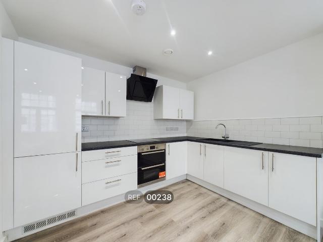 Middleton Chambers, Lowgate HU1, 2 bed flat to rent, £895 pcm | PrimeLocation