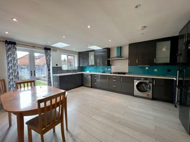 Middleton Gardens, Basingstoke, Hampshire, RG21