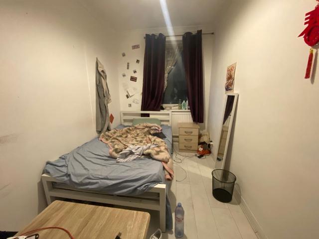 Middleton Street, London E2, Room to rent, £850 pcm | PrimeLocation