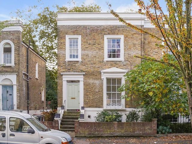 Middleton Road, London Fields E8, 1 bed flat to rent, £2,600 pcm | PrimeLocation