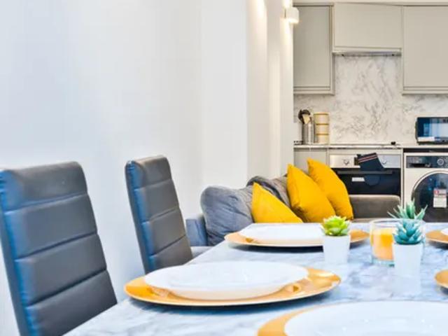 Middleton Road, London, NW11 7NR, United Kingdom | 2 bed apartment for rent #158733334 | Rentberry