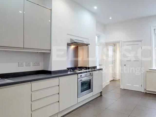 Middleton Road, London, NW11 7NR, United Kingdom | 4 bed duplex for rent #140544022 | Rentberry