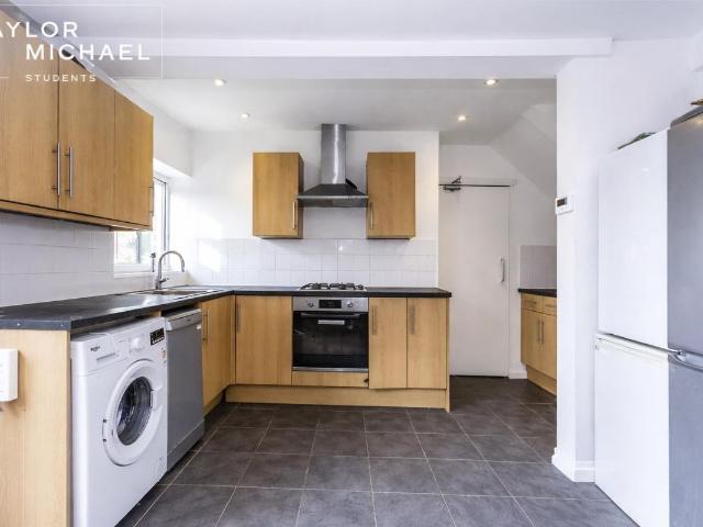 Middleton Rise, Brighton BN1, 6 bed shared accommodation to rent, £3,120 pcm | PrimeLocation