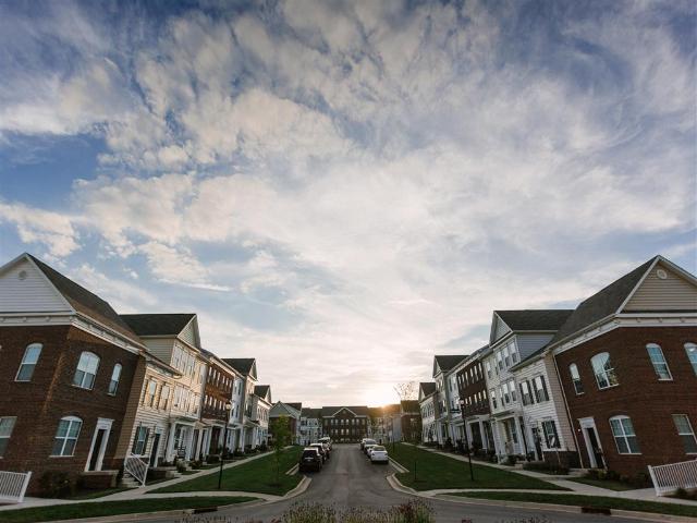 Middletown Landing 2 Bedroom Apartment for Rent at 700 Landis Ridge Dr, Louisville, KY 40245