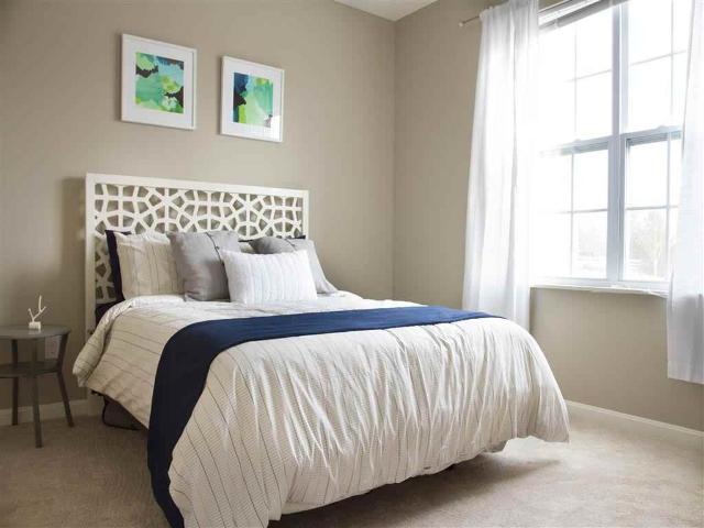 Middletown Landing 2 Bedroom Apartment for Rent at 700 Landis Ridge Dr, Louisville, KY 40245