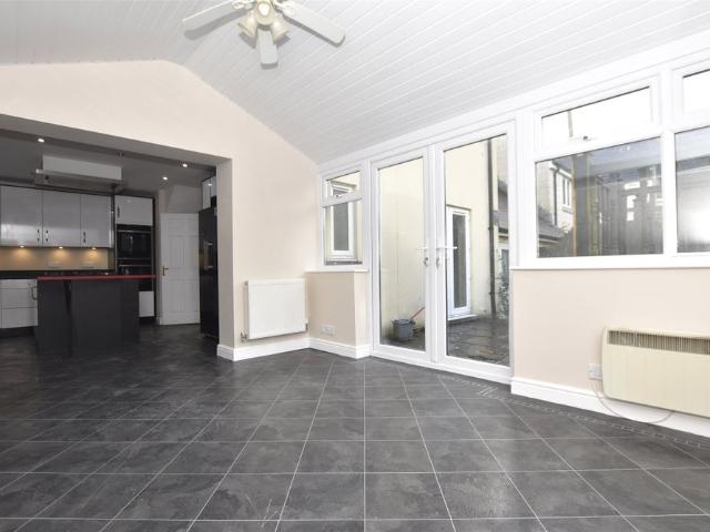 Middlewood Close, Bath, Somerset, BA2