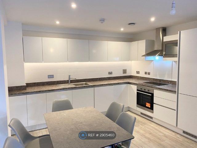 Middlewood Plaza, Salford M5, 2 bed flat to rent, £1,495 pcm | PrimeLocation