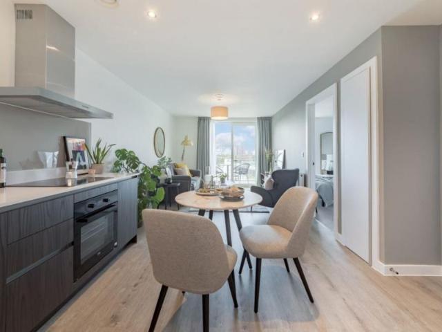 Middlewood Street, Salford M5, 2 bed flat to rent, £1,510 pcm | PrimeLocation