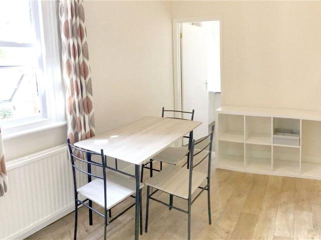 Middle Hill, Egham, Surrey, TW20 0JQ