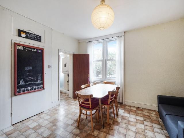 Middle Lane, Crouch End N8, 4 bed flat to rent, £3,400 pcm | PrimeLocation