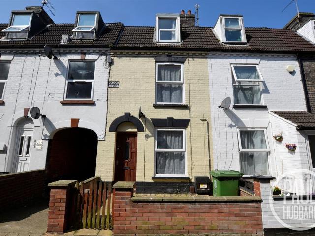 Middle Market Road, Great Yarmouth NR30, 3 bed terraced house to rent, £950 pcm | PrimeLocation