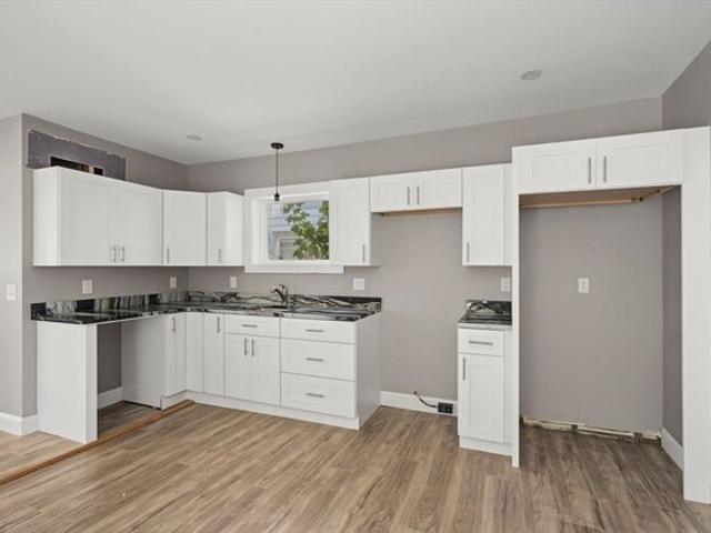 Middle St, Fairhaven, Home For Sale