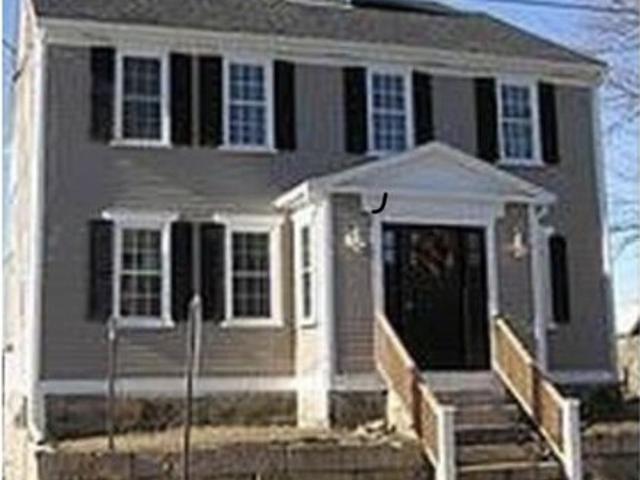 Middle St, Fairhaven, Home For Sale