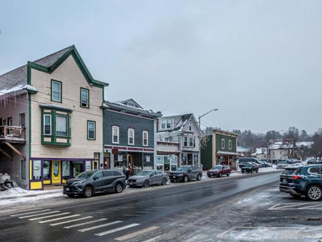 Middle St, Lancaster, Home For Sale